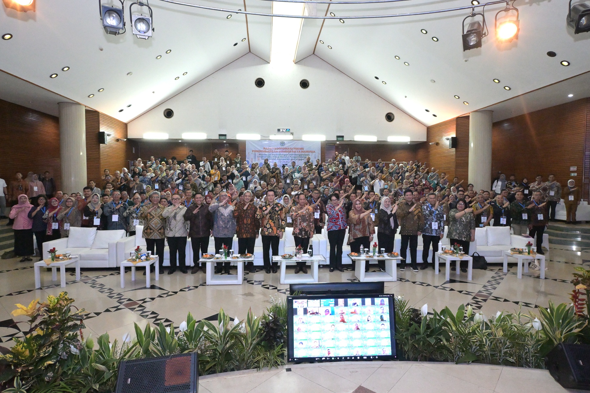 Pengembangan SDM Berkelanjutan untuk Masa Depan Lingkungan - Portal ...